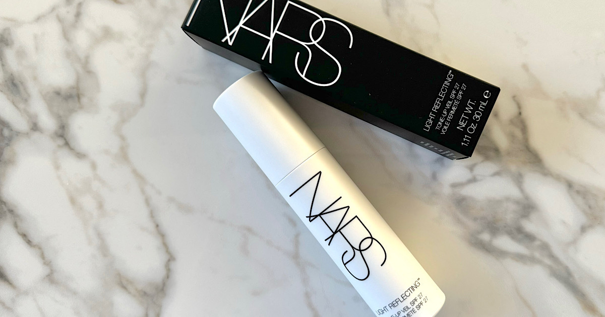 【ヒロ買いコスメ】NARS「ライトリフレクティング トーンアップヴェール」をご紹介🪞 | MORE